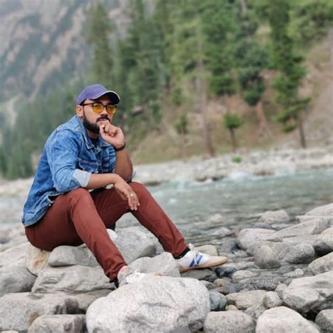Gohar Bashir Gohar Bashir • Threads Say More