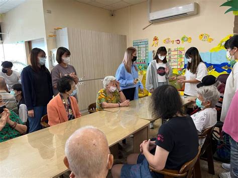 長照之路­ 學生未來的發展，對自己的期許 長榮大學 醫學社會暨健康照護學士學位學程