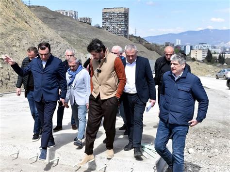 მარშალ გელოვანისა და მაჭავარიანის ქუჩების დამაკავშირებელი გზის