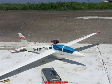 K60 与 滑翔机 涡喷固定翼飞机 Chnjet喷气俱乐部——chnjet喷气俱乐部 涡喷网 模型飞机 涡喷发动机 涡轮 燃气轮机 微型燃气轮机 航模 发动机 飞机图纸 玩具 遥控器 飞行控制