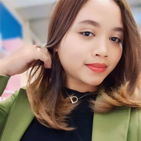 Desti Julia Destirayh • Threads Say More