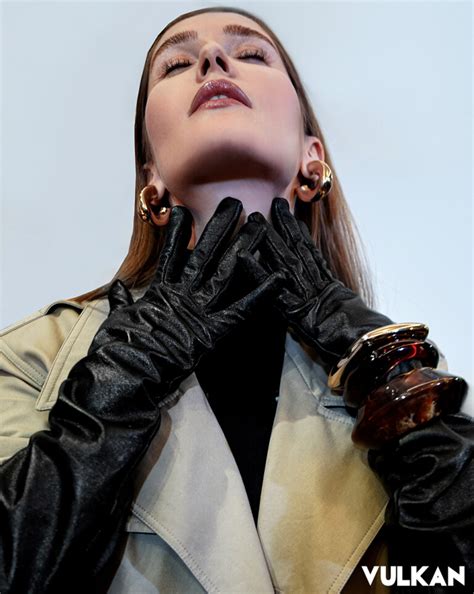 Monika In Fashionland Vulkan Magazine