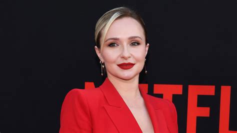 Hayden Panettiere Recalls Heartbreaking Postpartum Depression Battle