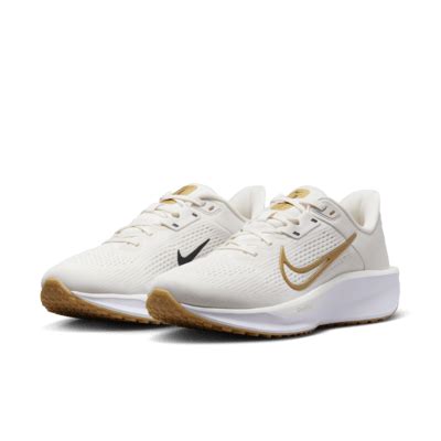 Nike Quest 6 Womens Road Running Shoes