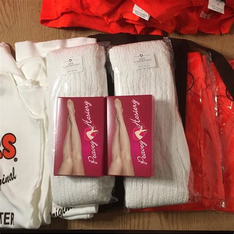 New 2 Hooters Girl Uniform Tanks Shorts Pouch Pantyho Gem
