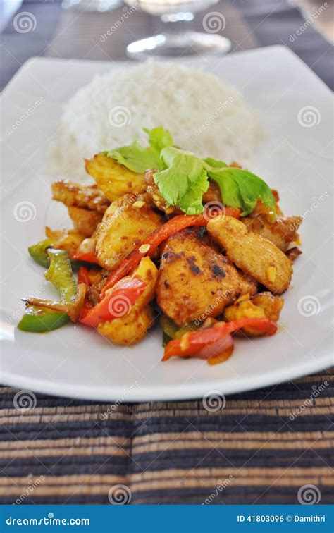 辣椒鸡 库存照片 图片 包括有 水稻 膳食 正餐 食物 辣味 辣椒的果实 午餐 41803096