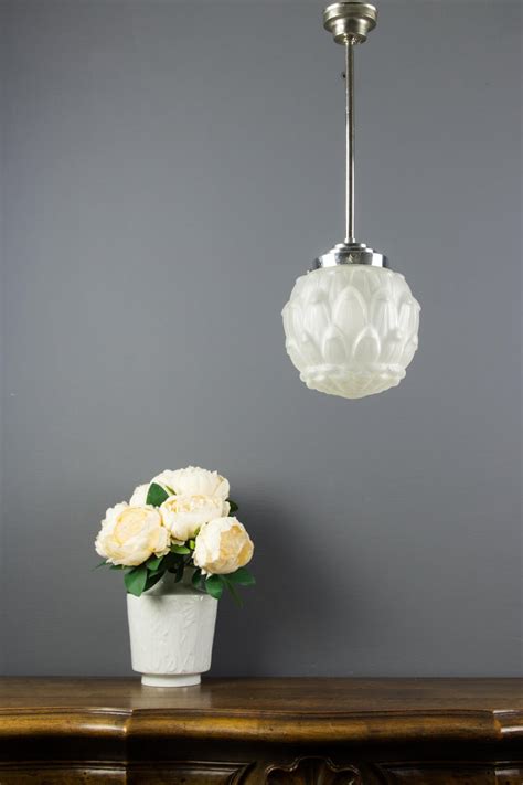 Art Deco White Frosted Glass And Chrome Pendant Ceiling Light 1930s