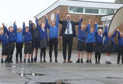 Claverdon Primary School Celebrates Outstanding Status