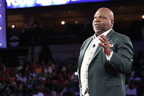 8 Black Pastors Whose Net Worth Is 200 Times Greater Than Folks In