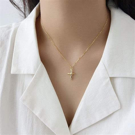 Collier Croix de Jésus Bijoux Chrétiens