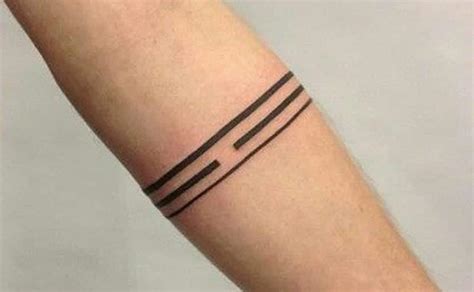 Tatuajes de líneas en el brazo ideas significado y más