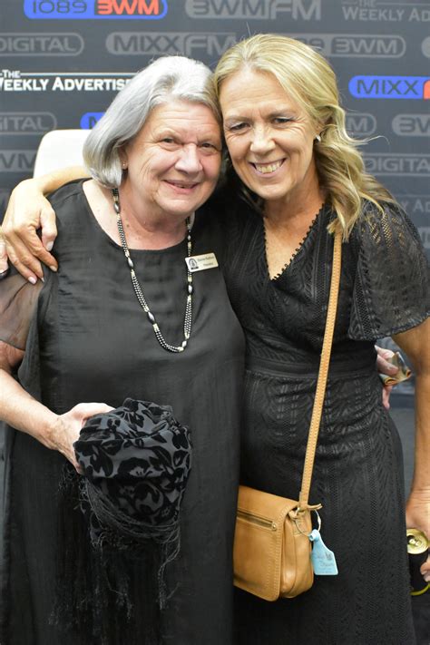 Sharon Basset Sharon Basset Added A New Photo