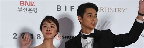 2ページ目 東出不倫10kg増量丸坊主度胸あるよね唐田えりか 26 が歩む不倫女優から国際派女優への道 文春オンライン