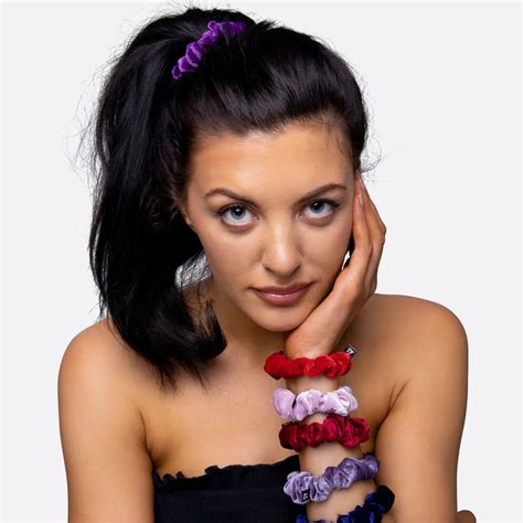 Basic Sense Velvet Skinny Slim Hair Scrunchies For School Girls Women
