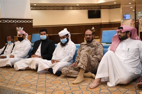 ضابط سعودي يكشف بالإسم والصورة هوية وزير الدفاع القادم في حكومة هادي