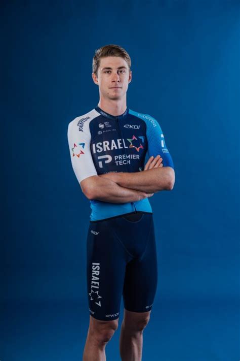 Gallery Signings In IPT Colors Israel Premier Tech Pro
