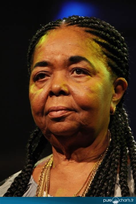Cesaria Evora La Diva Aux Pieds Nus