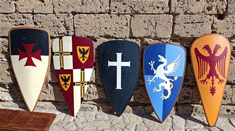 Escudos Parlantes Y Blasones Heráldicos El Lenguaje Secreto De La
