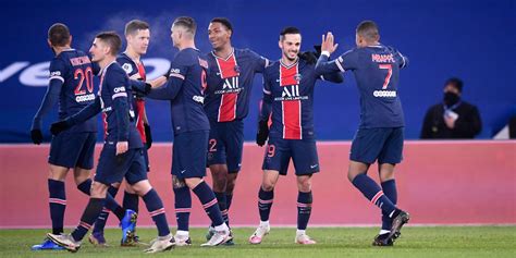 Psg Un Nouveau Joueur à Linfirmerie