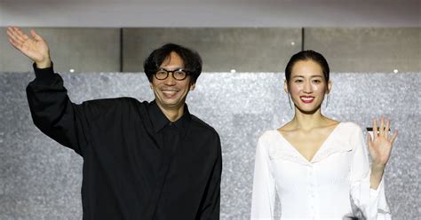 영화 리볼버 릴리 감독 유키사다 이사오와 주연 배우 아야세 하루카