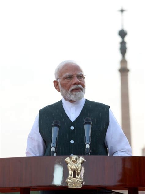 क्या पीएम पद की शपथ हमेशा शाम को ही ली जाती है