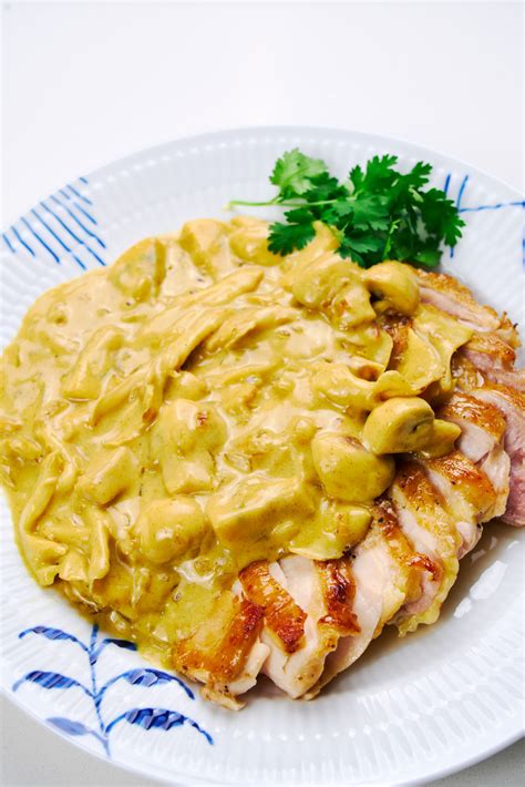 Chicken Steak With Creamy Mushroom Curry