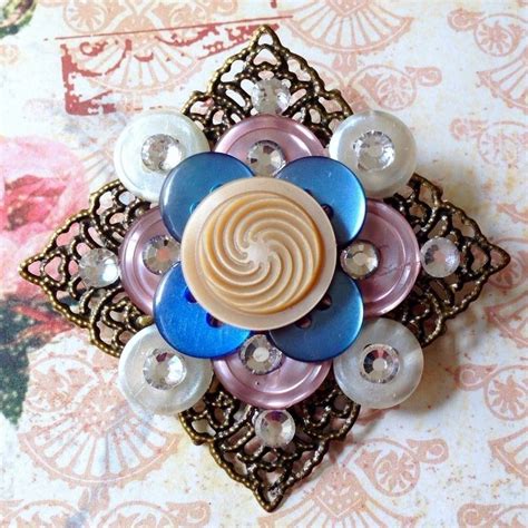Make A Button Brooch Brooch Diy Button Crafts Jewelry Crafts