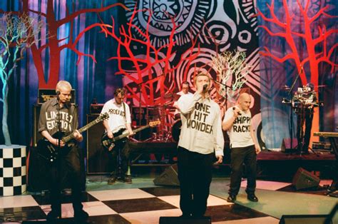 Chumbawamba Singer Honors Tubthumping On Songs 25th Anniversary