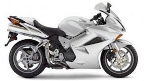 سعر ومواصفات الدراجة النارية Honda Interceptor ABS 2005