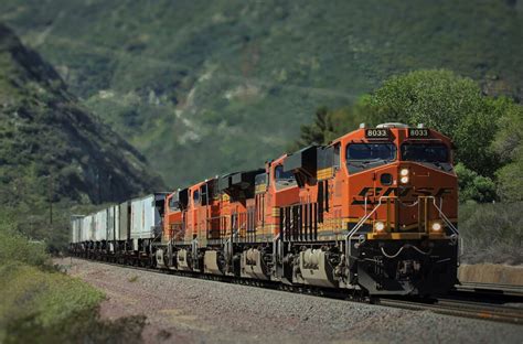 Bnsf Train Robberies Rise In 2025 Railway Supply