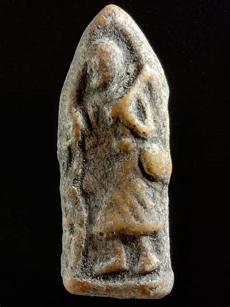 พระสิวลี เนื้อผงน้ำมัน หายากกว่าเนื้อดิน หลวงพ่อกวย วัดโฆษิตาราม จ ชัยนาท พิมพ์มีย่าม มาตราฐาน