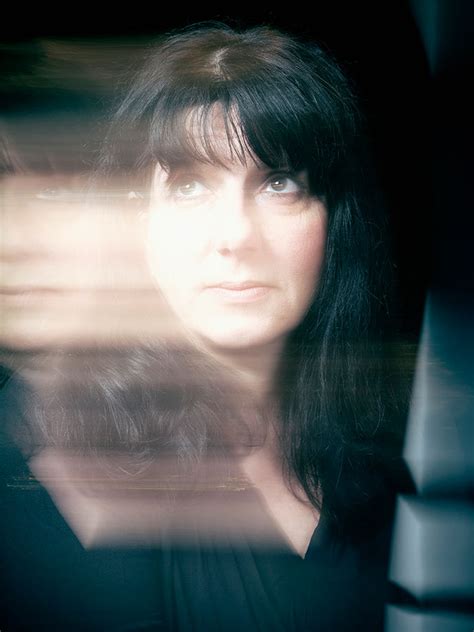 Lush Co Founder Emma Anderson Announces Debut Solo Album Under The