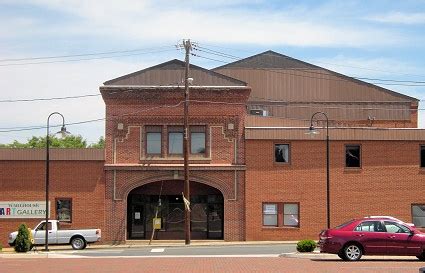Warehouse Art Gallery Of Luray VAdwhere Amongst The Great Artists You