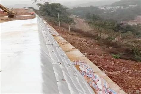 高强加筋土工布的柔软度跟什么有关呢 行业资讯 山东茂隆新材料科技有限公司