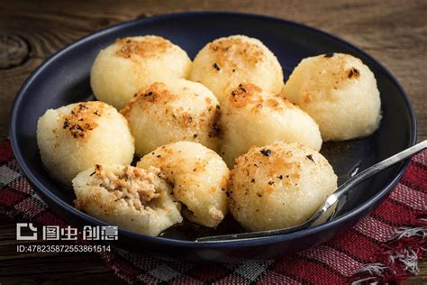 敬伟豆包图片素材 免费可商用 高清下载 快剪辑