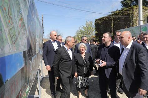 ირაკლი ღარიბაშვილმა სოფელ ველისციხის რეაბილიტაციის სამუშაოები მოინახულა