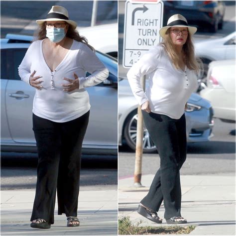 Cựu Bom Sex Mỹ Xuất Hiện Với Ngoại Hình Phát Tướng Sau 2 Năm Không