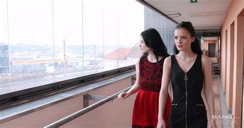 Publicscanner Bang Glamkore Anie Darling Lady Dee And Angel Princess In Erotic Lesbian