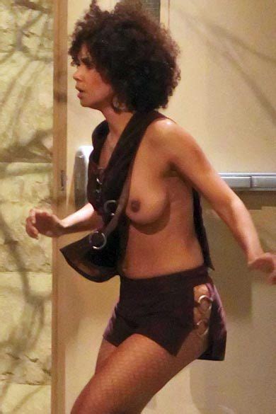 Halle Berry Gets To Work On John Wick With Bloody Keanu Reeves Hot