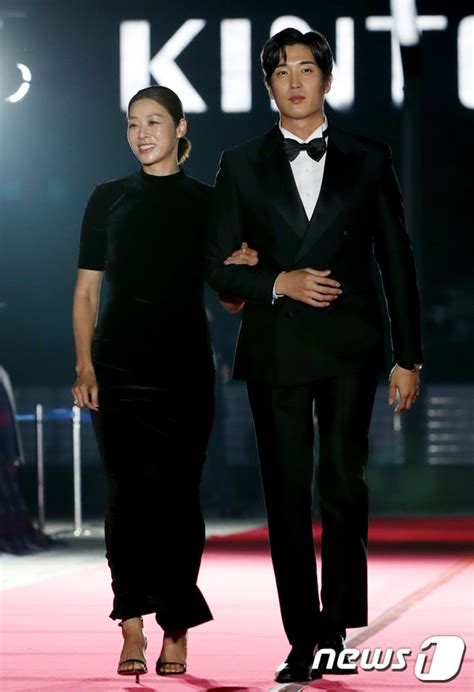 Lawsuit Against Actor Kang Kyeong Jun For Alimony Over Alleged Affair