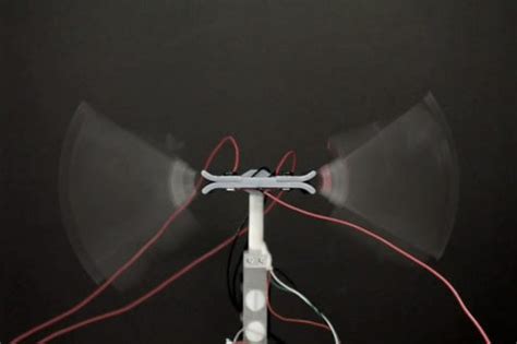 Flying Robots The Size Of Insects Have Flapping Wings Tech Briefs