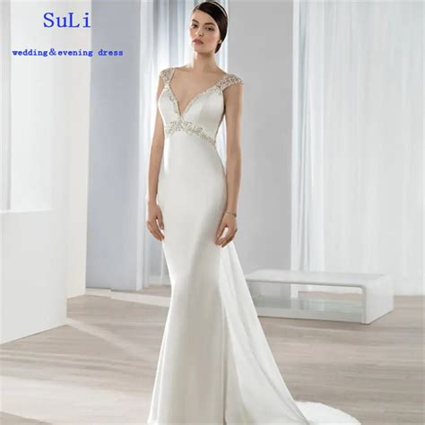 Ff208 Sexy A Line V Neck Satin Sheath Luxury Beaded Wedding Dress 2016