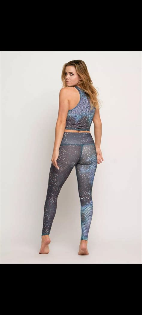 She Is So Hot In Leggings My Dream Is To Fuck Her So Hard 😋😋🤤🤤 R