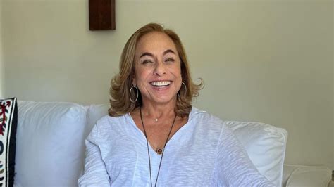 Cissa Guimarães Completa 66 Anos Mulher De Uma Força E Fé Inabaláveis