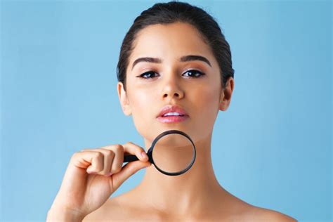 Прыщи на подбородке причины подкожных угрей и высыпаний в области