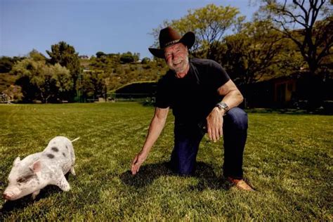 Арнольд Шварценеггер показал любимых питомцев Развлекательный портал Sivator приколы юмор