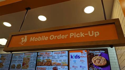 Menu At Popeyes Louisiana Kitchen Fast Food Kitchener Ottawa St S F