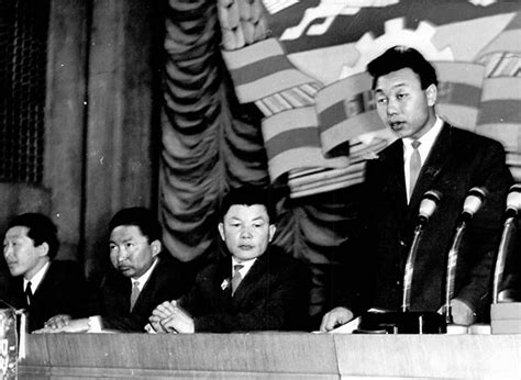 Д Содном гэж хэн бэ