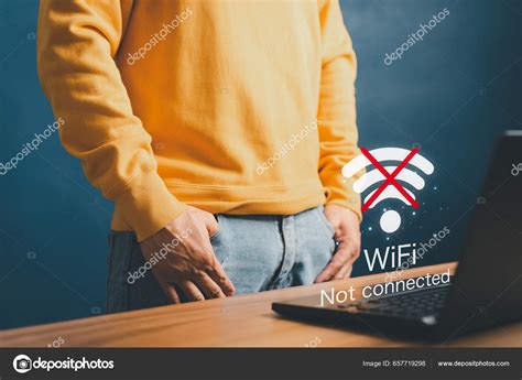 Young Man Using Computer Laptop Connect Wifi His Home Wifi — Stock