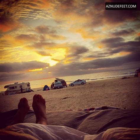 Anapola Mushkadiz Feet Aznudefeet